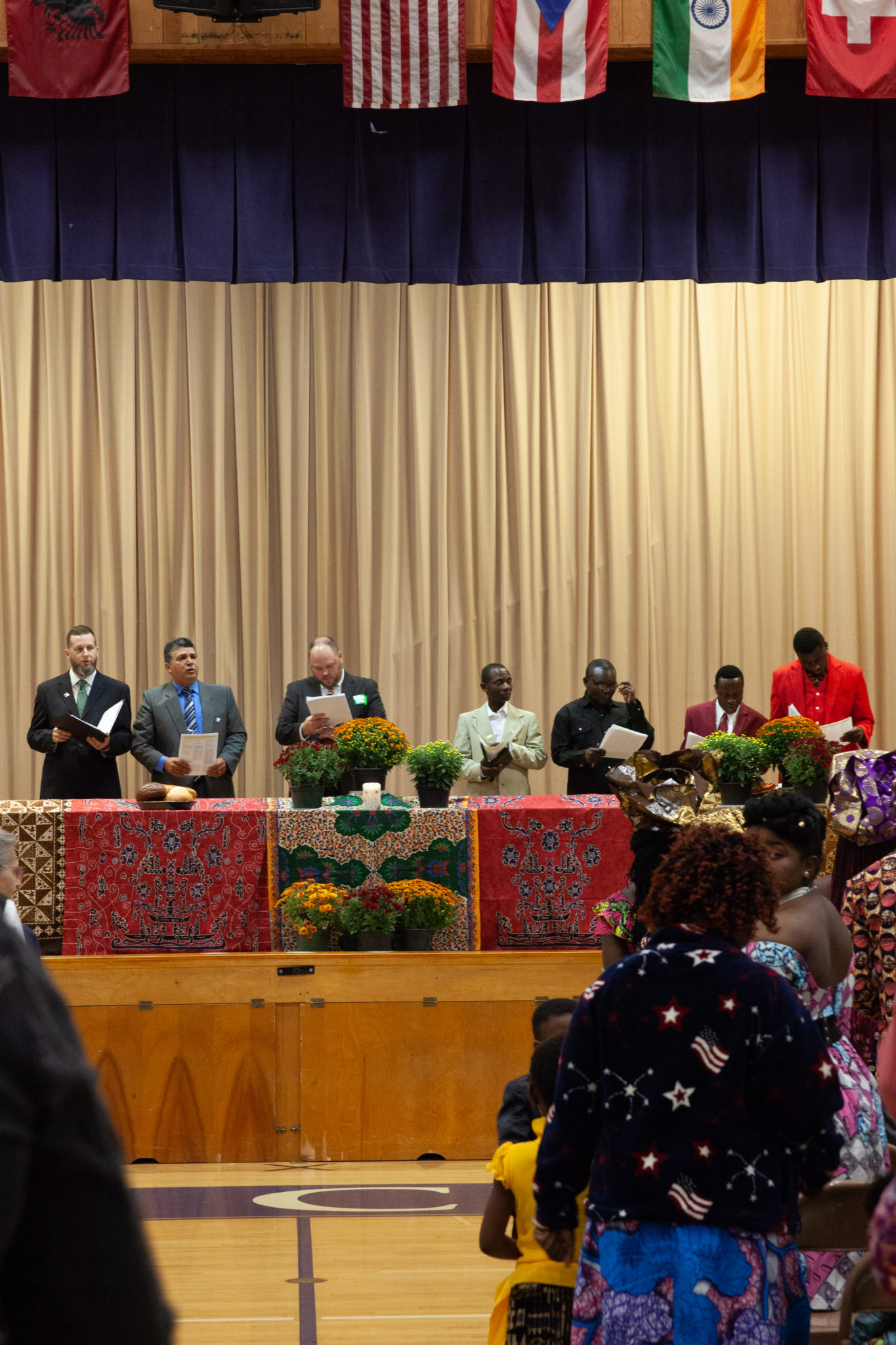 Churches celebrate World Communion Sunday together - Ohio Mennonite ...