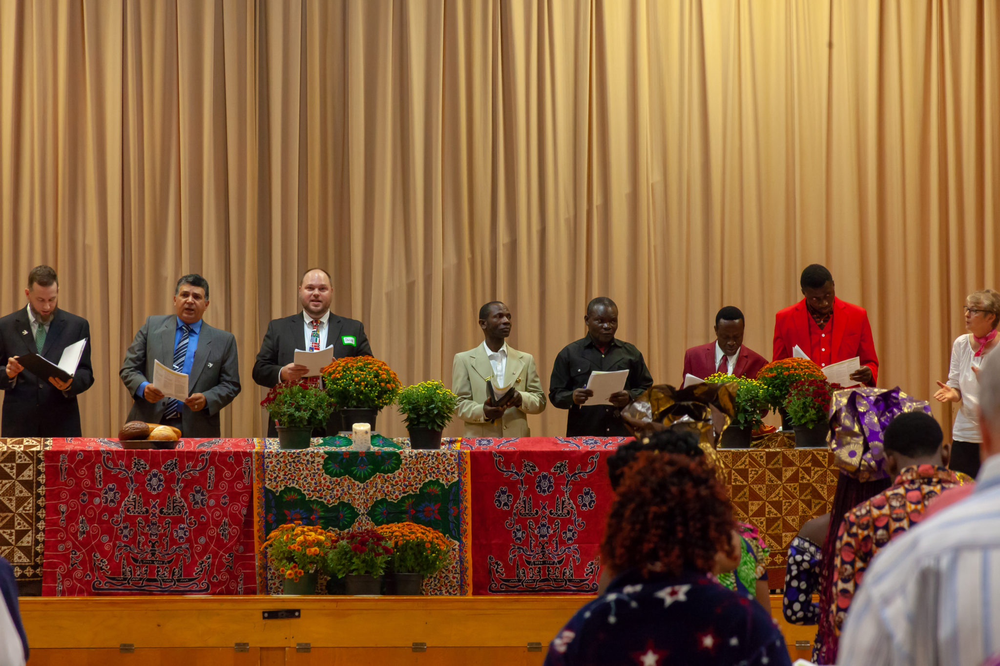 Churches celebrate World Communion Sunday together - Ohio Mennonite ...